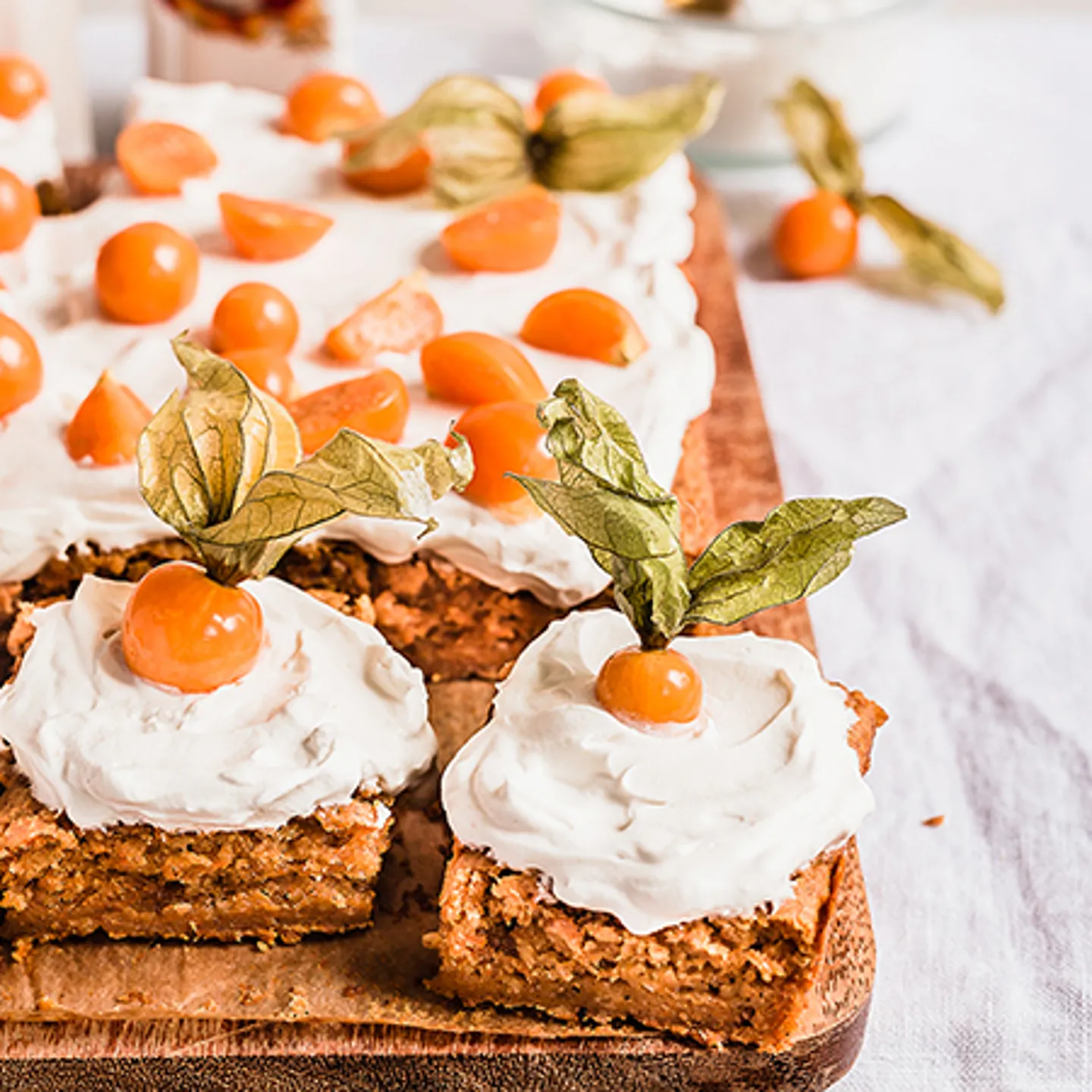 Maidoton porkkanakakku